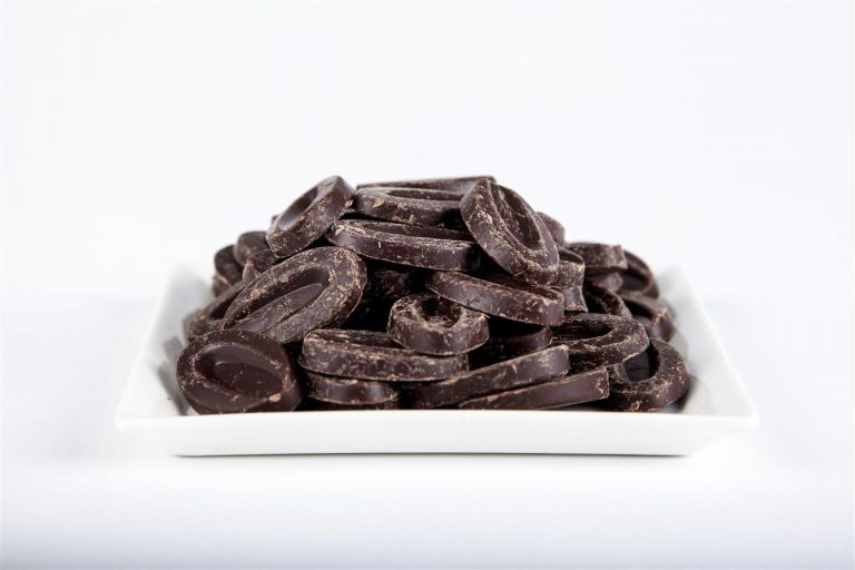 Valrhona Chocolate Abinao ‘Les Feves’ 85% 1 pound – Caputo's Market & Deli