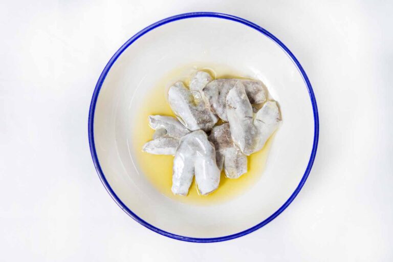 Alalunga Hake Cheeks in Olive Oil, 134g – Caputo's Market & Deli