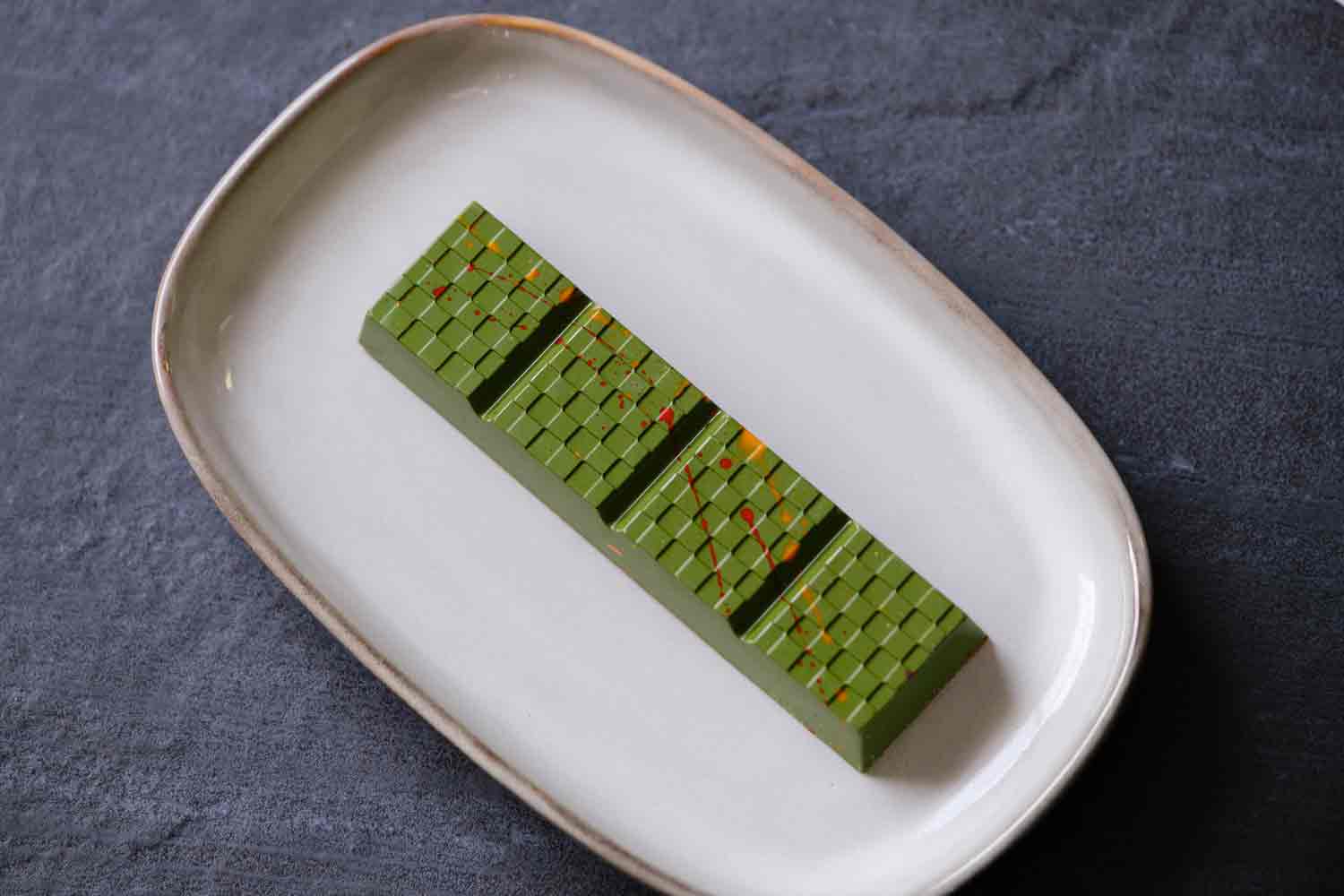 Caputo’s Pistachio Cardamom Luxe Candy Bar, 80g – Caputo's Market & Deli