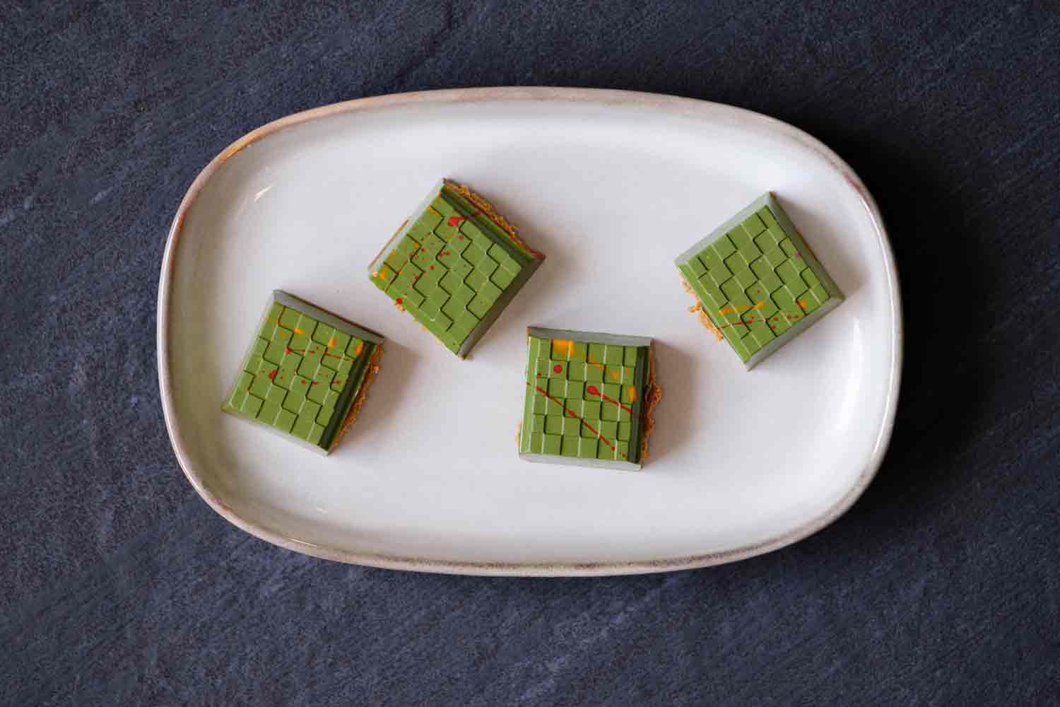 Caputo’s Pistachio Cardamom Luxe Candy Bar, 80g – Caputo's Market & Deli